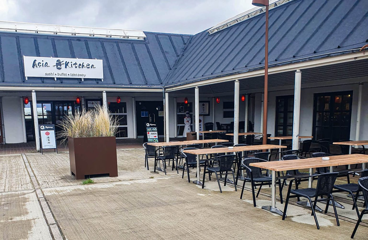 Asia Kitchen Restaurant i Rømø – Kinesik Buffet Restaurant – Sushi ad ...